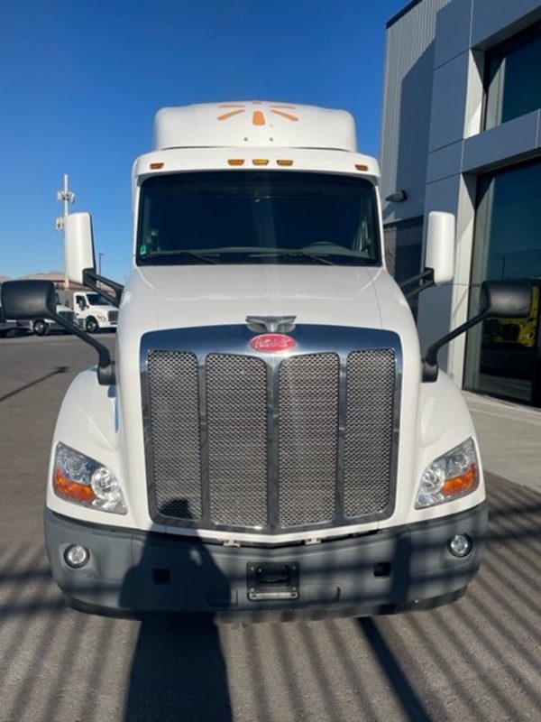 2017 Peterbilt 579 for Sale | HD415176U - kenworth sales co