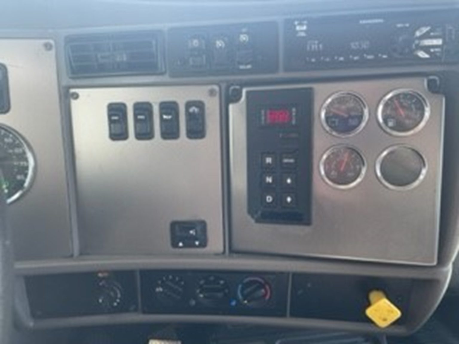 2017 Kenworth T270 - kenworth sales co