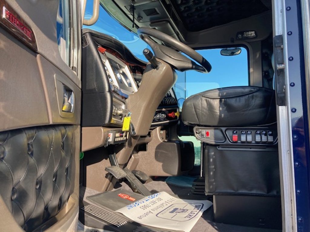 2023 Kenworth W900 - kenworth sales co