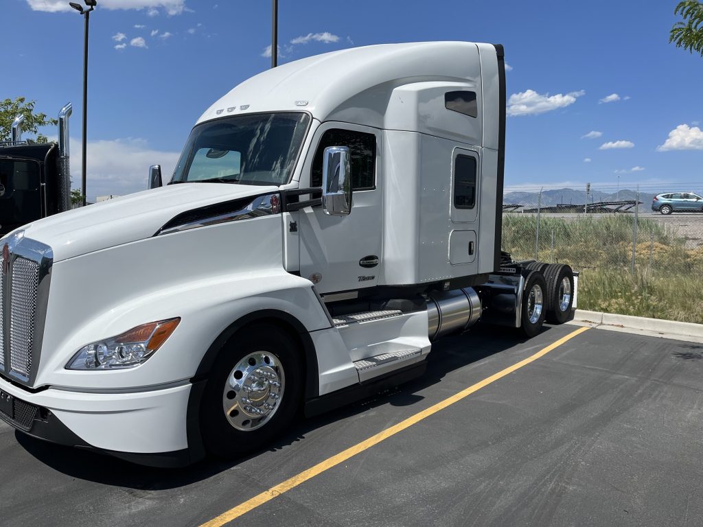 2024 Kenworth T680 Next Gen - kenworth sales co