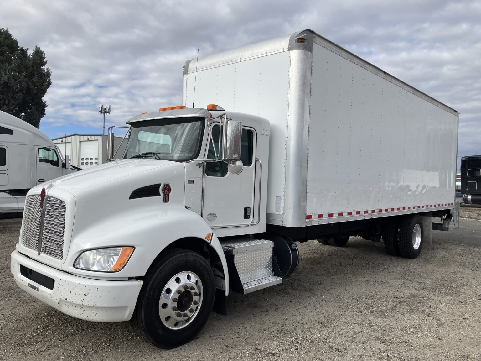 2018 Kenworth T270 for Sale | JM191744P - kenworth sales co
