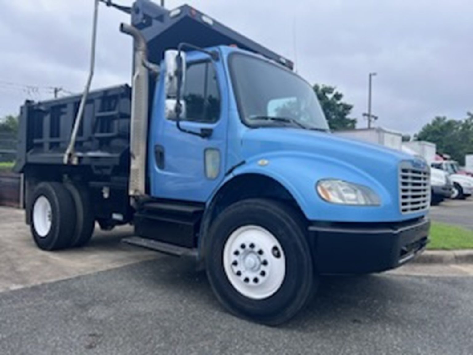 2013 Freightliner M2106 for Sale | DHFA5240U - kenworth sales co